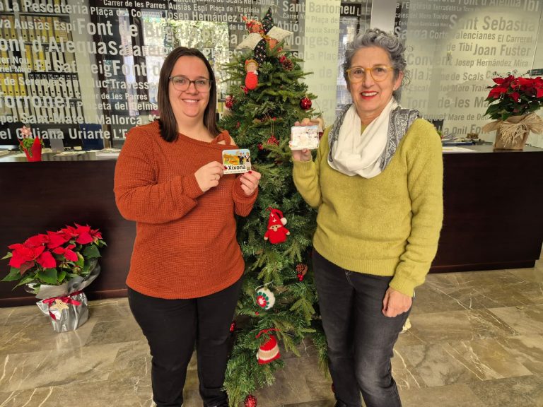 El Ayuntamiento entrega este año como obsequio navideño un imán ...